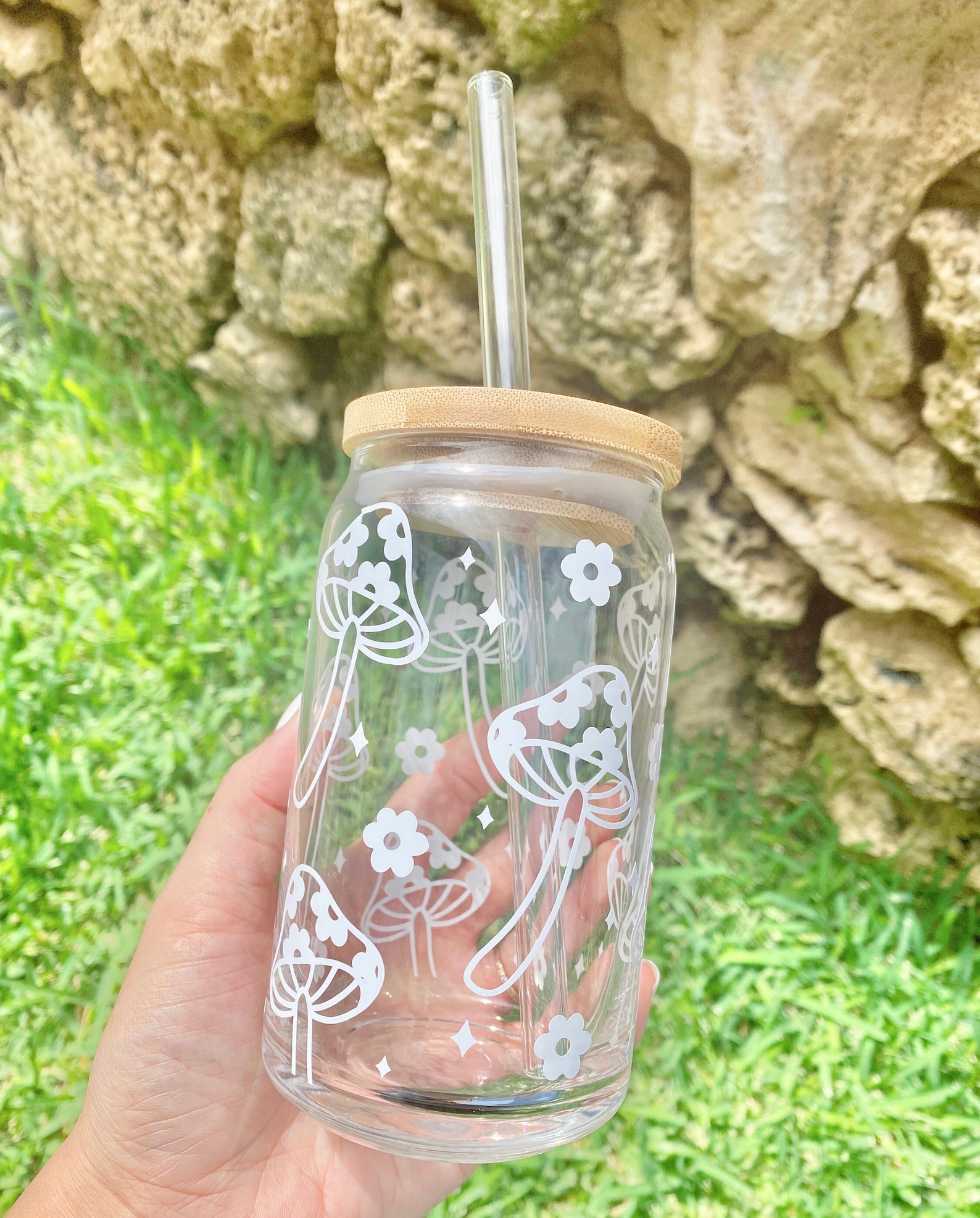 Red Retro Mushroom Daisy Beer Can Glass Groovy Iced Coffee - Etsy