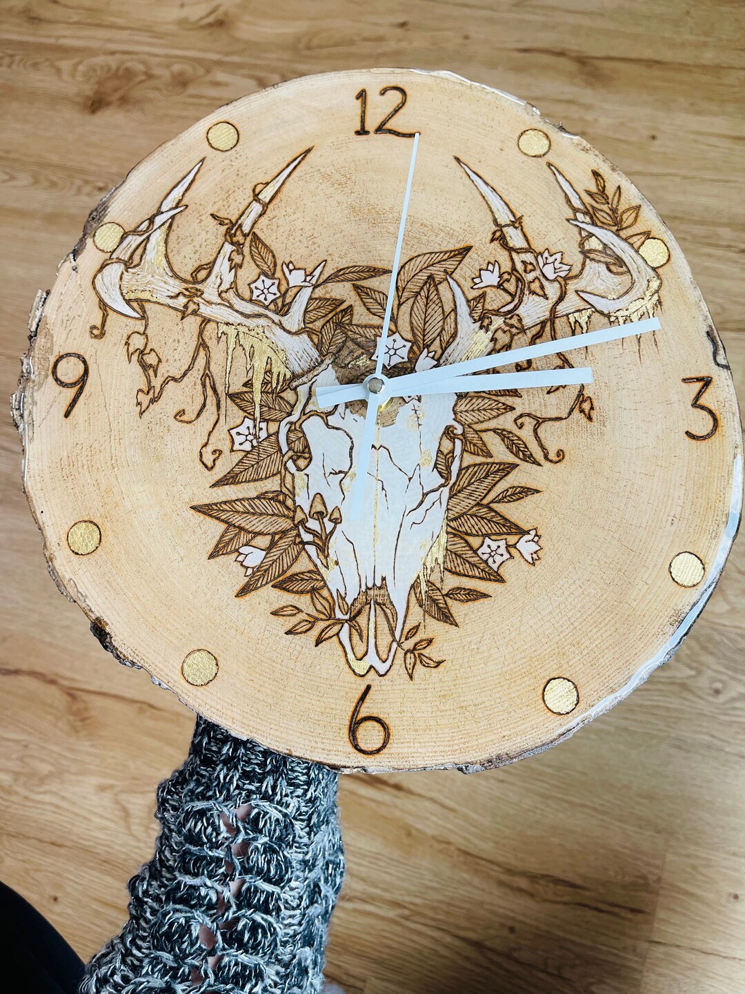 Woodburned Deer Skull Live Edge Clock – Cabin Decor, Antler Art - Etsy