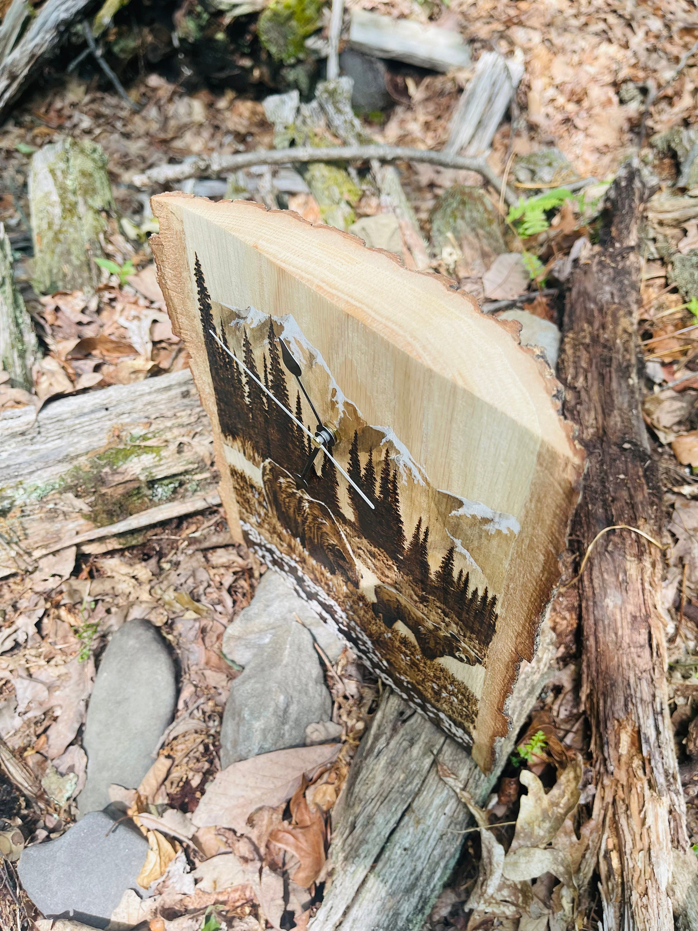 Bear Wood Clock Live Edge Clock, Bear Decor, Pyrography Art ...