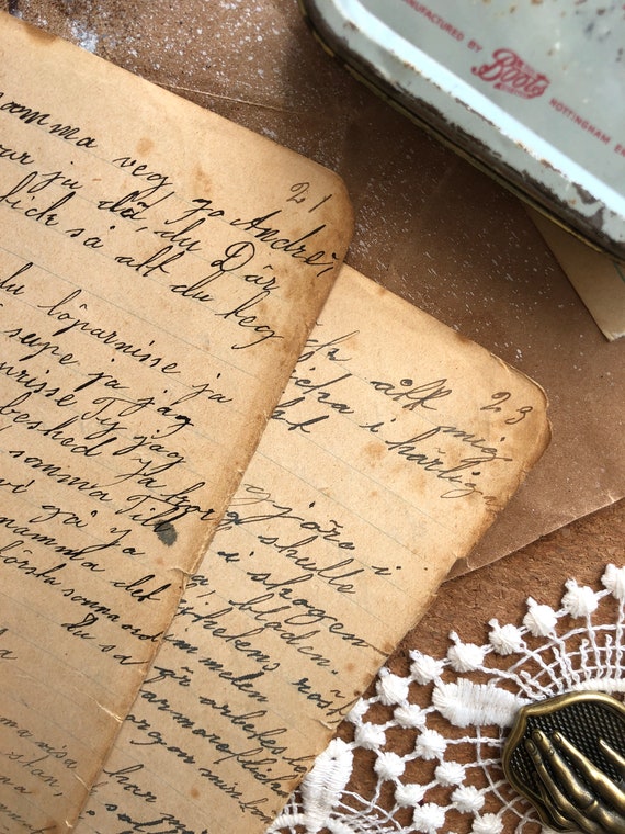 Paper Ephemera Vintage/antique post cards with stamps with gorgeous ...