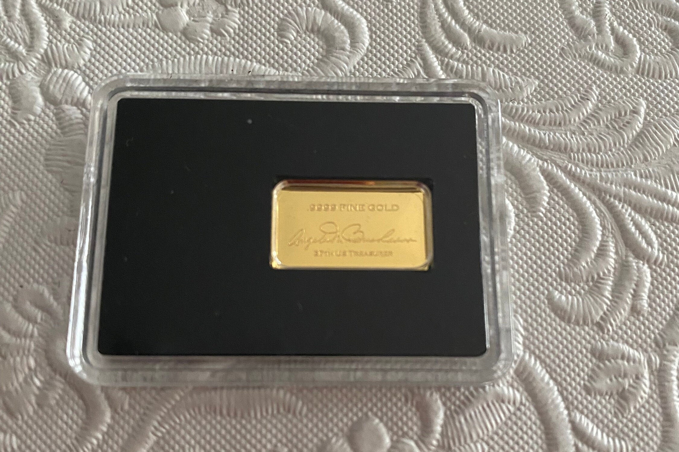 GOLD 37th US Treasurer Angela Buchanan 1/100 Oz Gold .9999 Fine Bullion ...