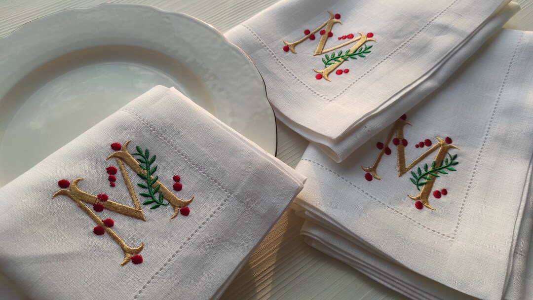 Mistletoe Monogrammed Napkin, Christmas Linen Napkins, Custom ...