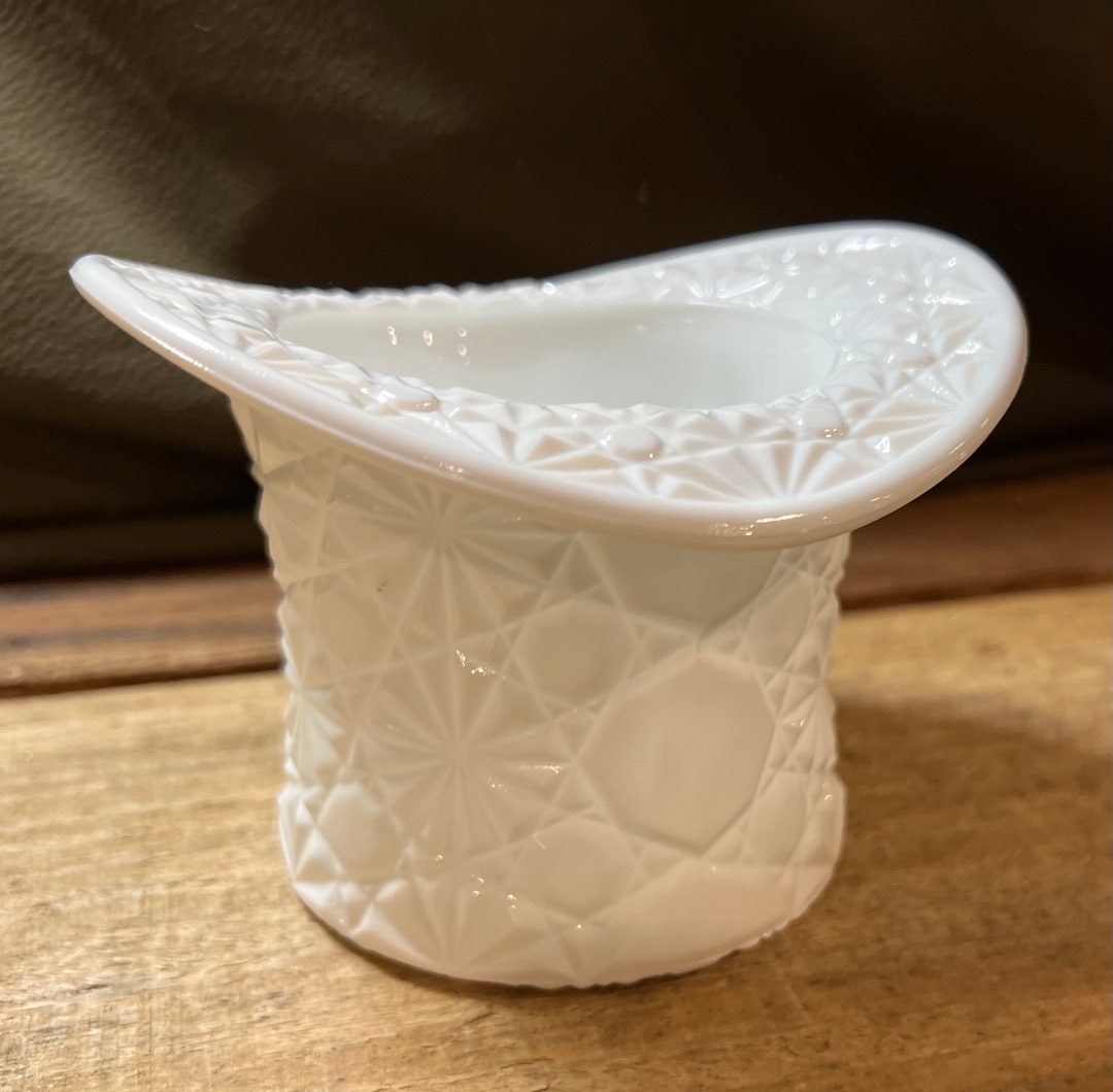 Vintage White Milk Glass Daisy Pattern Top Hat - Etsy