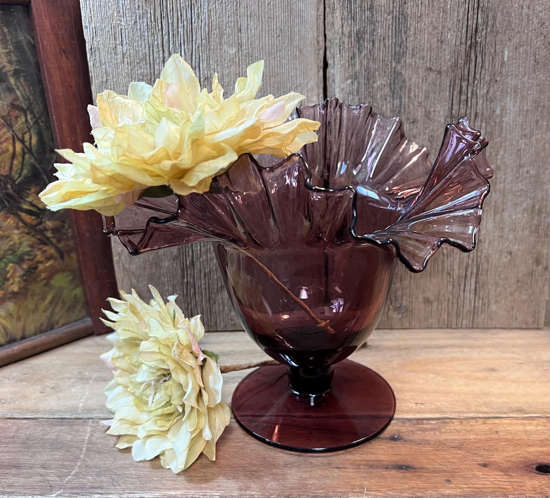 Blenko Art Glass Hand-blown Double Crimped Ruffled Edge Amethyst Vase ...