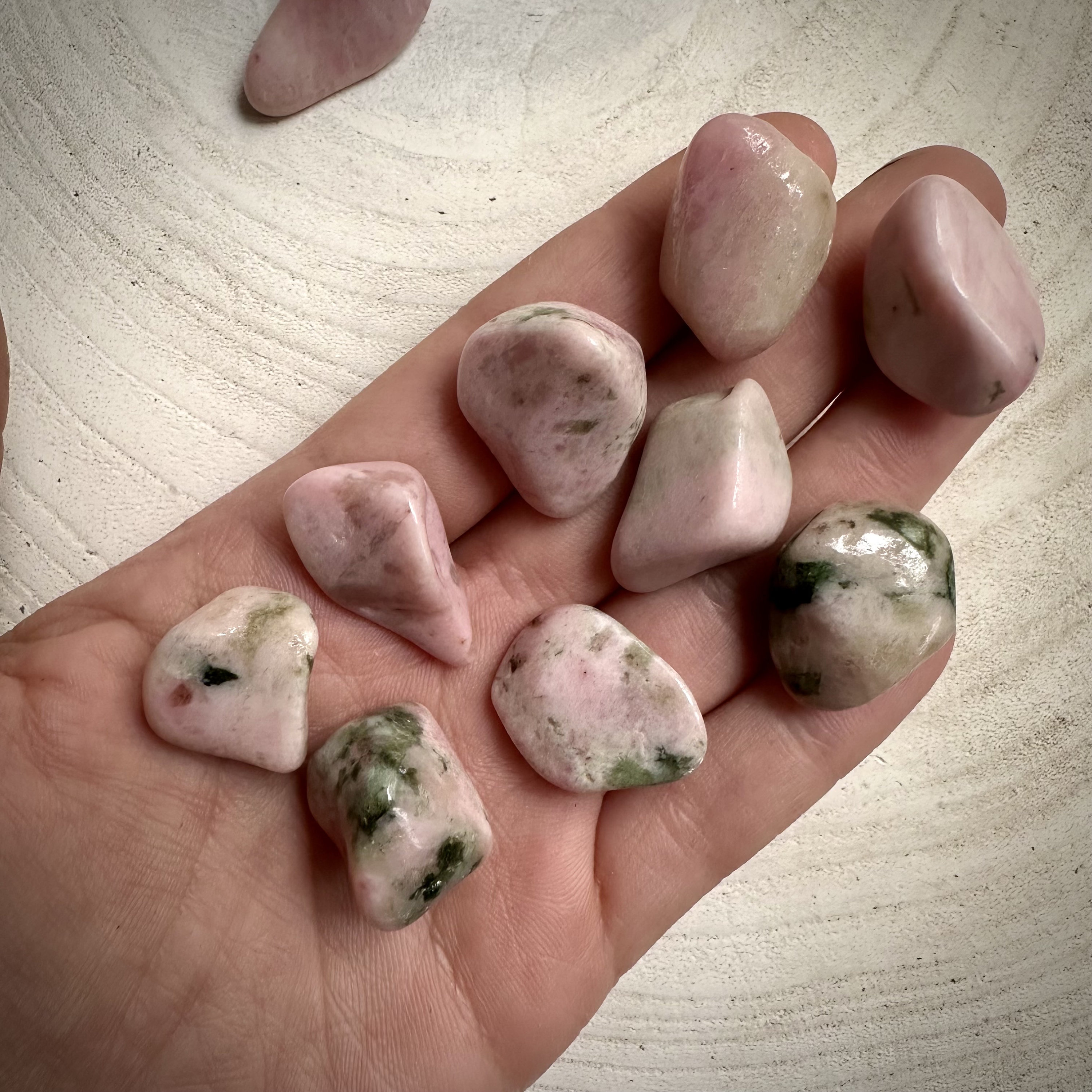 Thulite Crystals Polished Tumbled Stones - Etsy Thulite Crystals Polished Tumbled Stones - Etsy