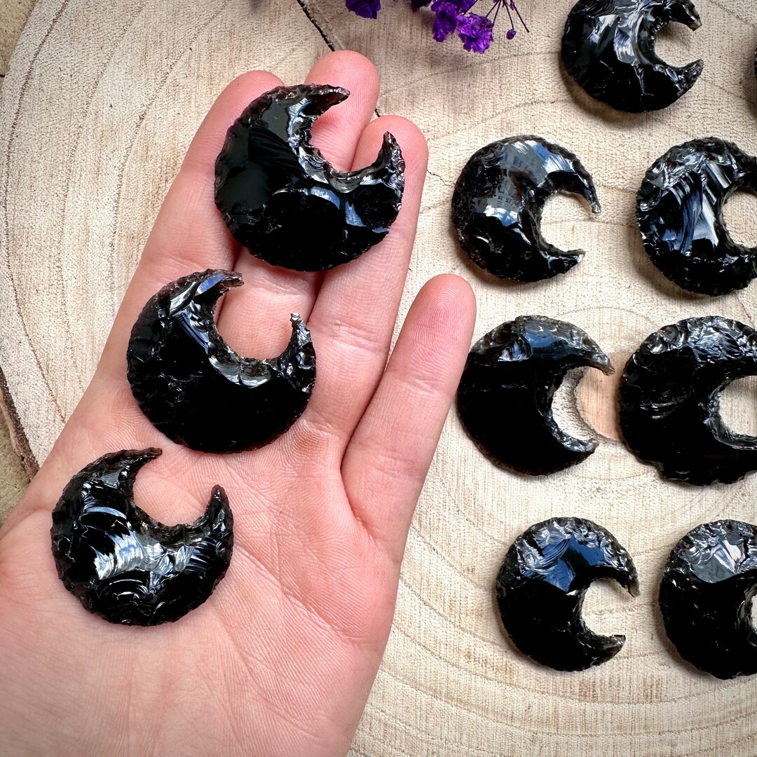 Black Obsidian Moon Crystals Obsidian Crescent Moon Moon Shape Stones ...