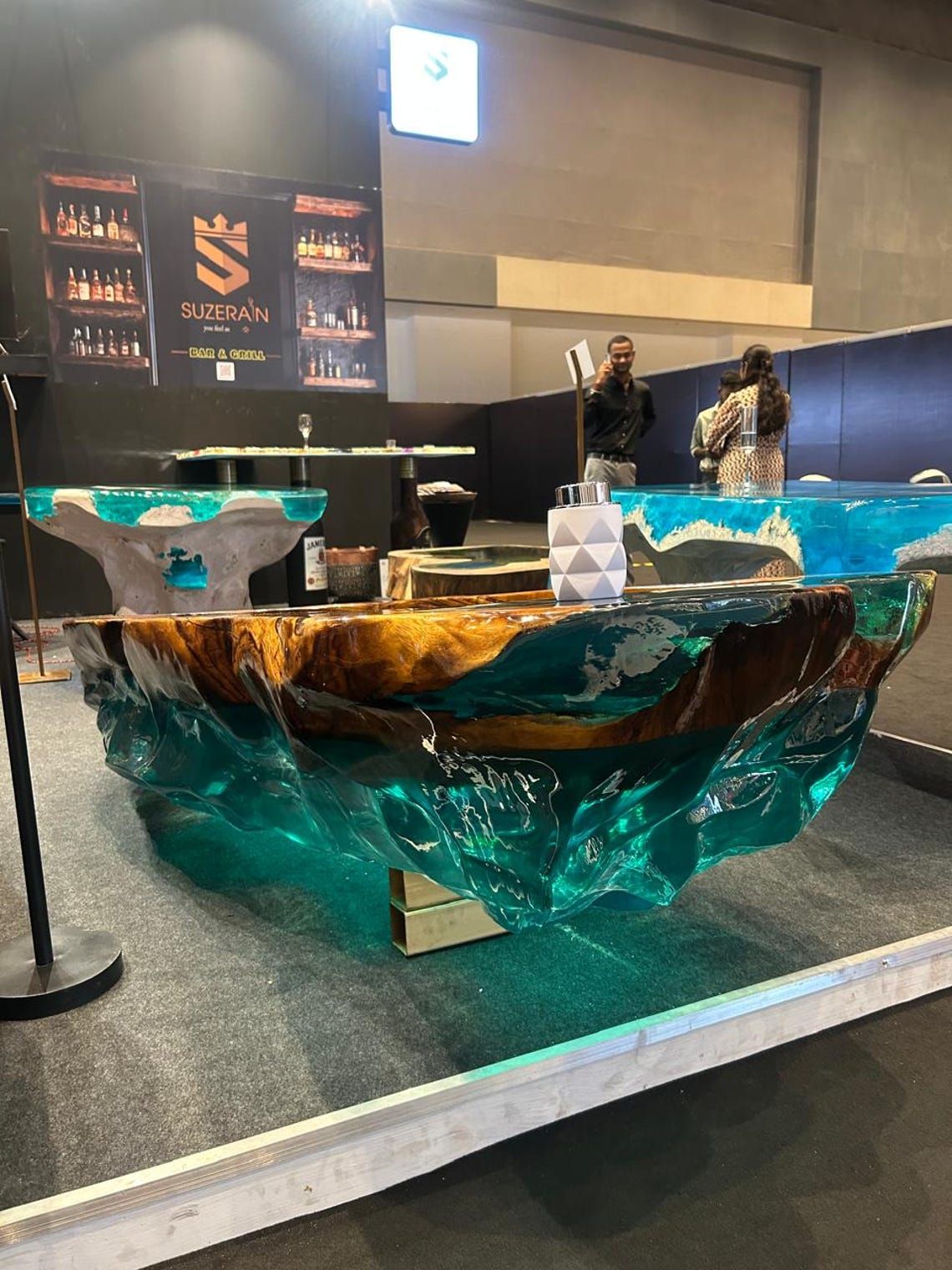 Handcrafted Epoxy Resin Bathtub: Custom Luxury Bath - Etsy
