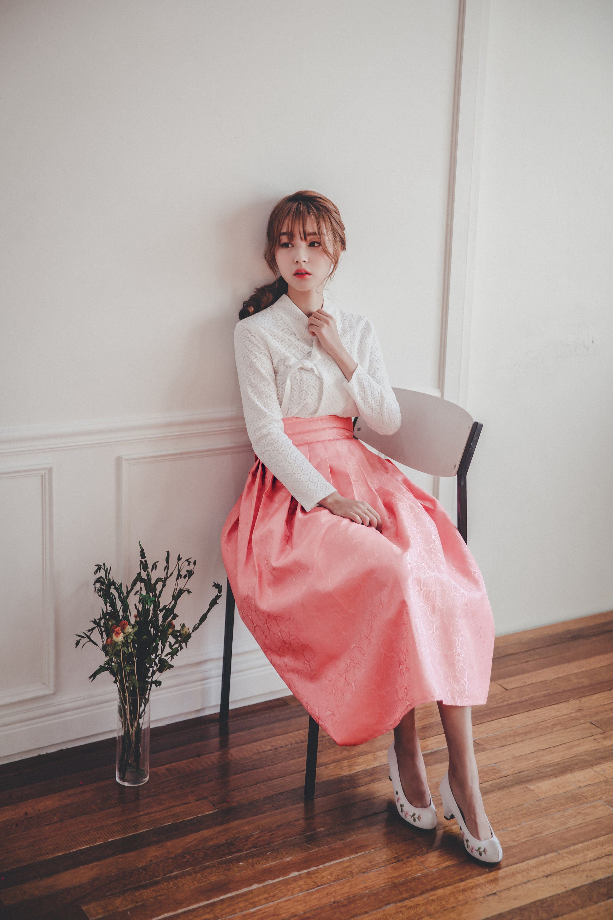 White & Pink Classy Modern Hanbok | Handmade Korea Daily Hanbok | White ...