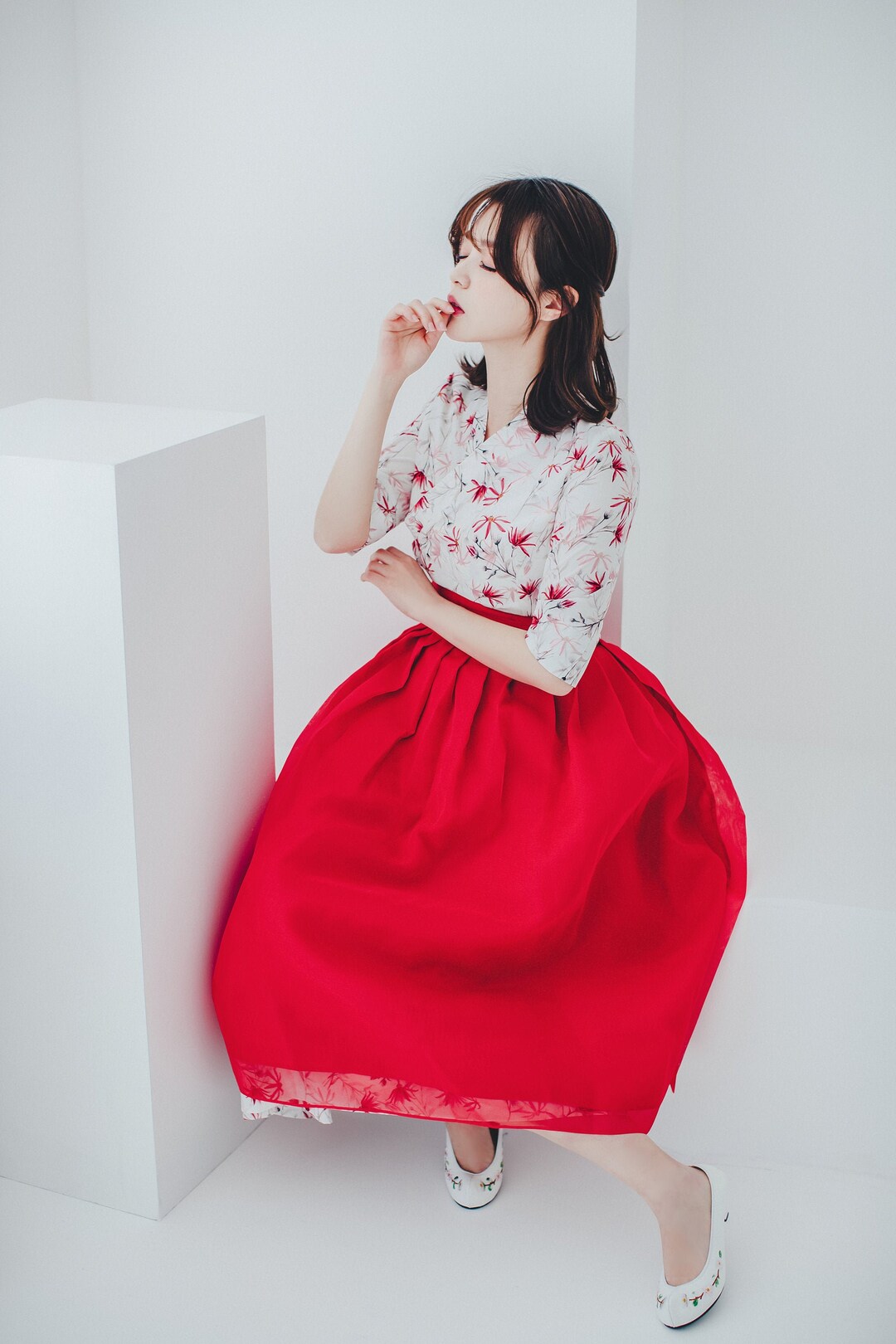 White Flower Pattern Dress | Modern Hanbok Dress | Korean Hanbok ...
