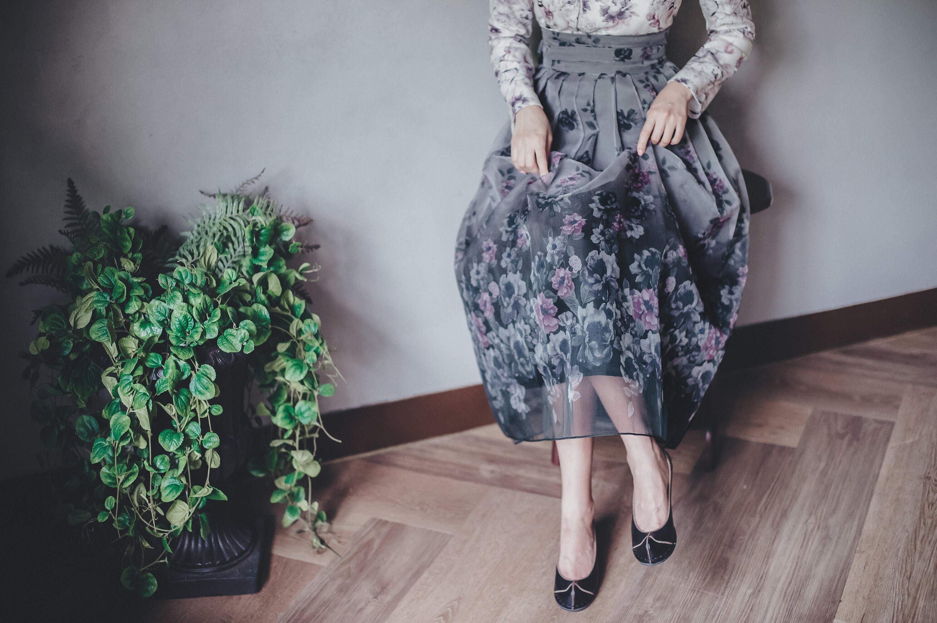 White & Gray Modern Hanbok | Handmade Hanbok | Korean Women Hanbok ...