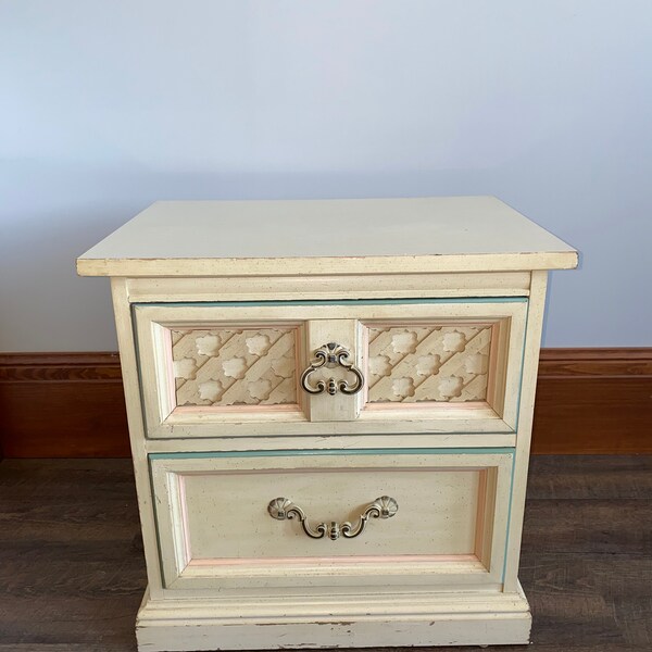 Dixie Nightstand - Etsy