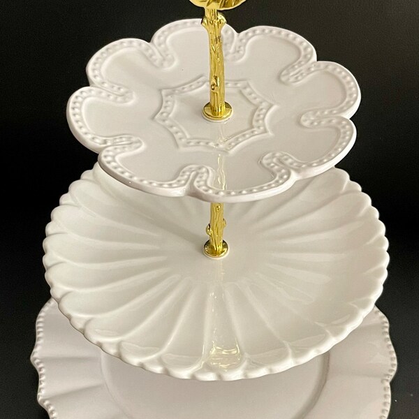 3 Tier Cake Stand - Etsy
