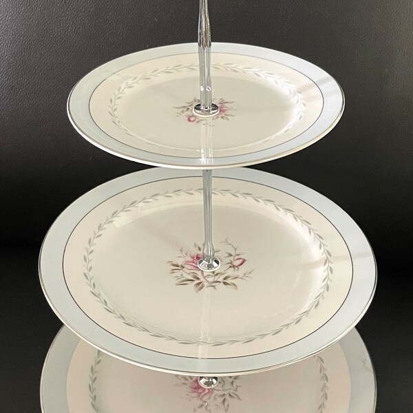 China Cake Stand - Etsy