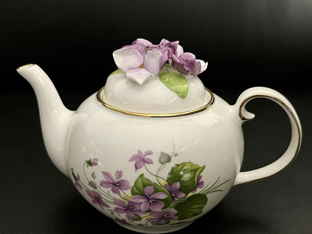 Assortment of Royale Stratford Country Cottage Teapot Collection, Price ...