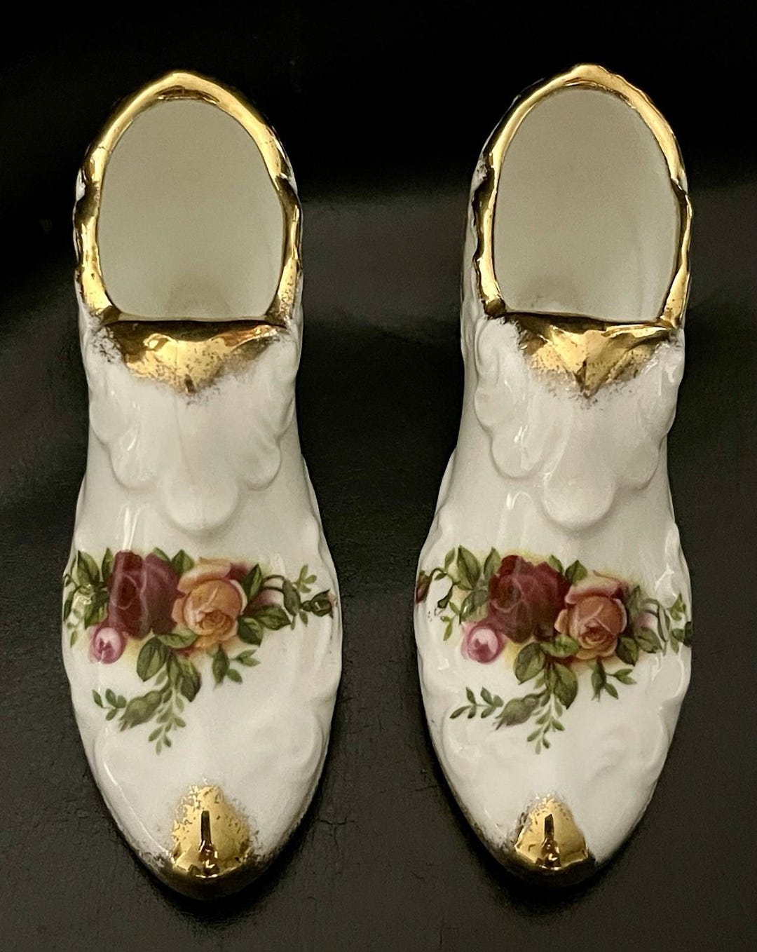 ROYAL ALBERT " Old Country Roses " Pair of Shoes Strong Gold Trims ...