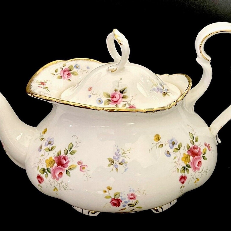 Royal Albert Teapot 8 Cup - Etsy