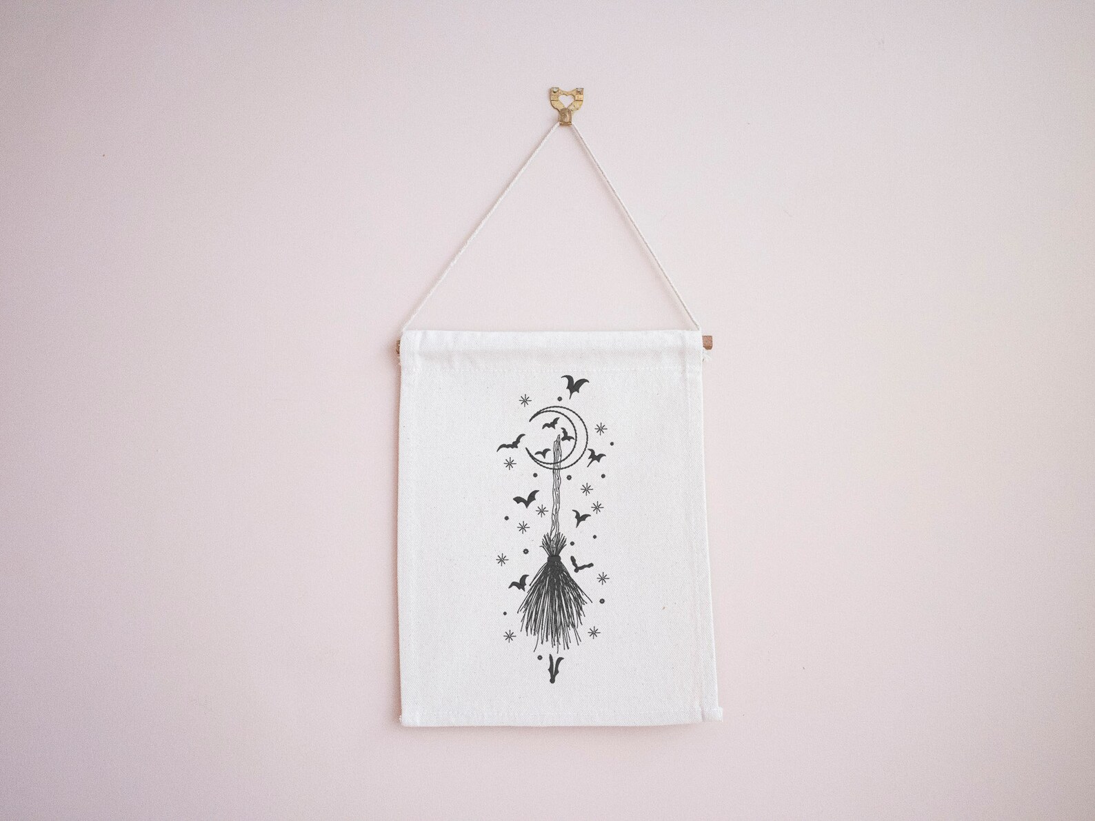Magical Broomstick Witchcraft Halloween Embroidery Design: Bats and ...