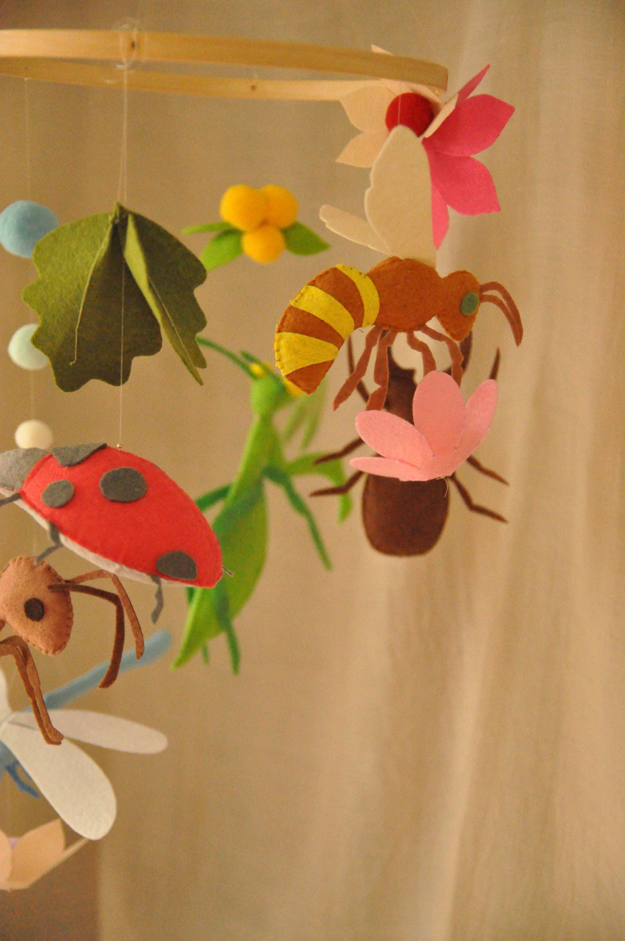 Neutral Insect Crib Mobile - Montessori Baby Nursery Decor With Felt ...