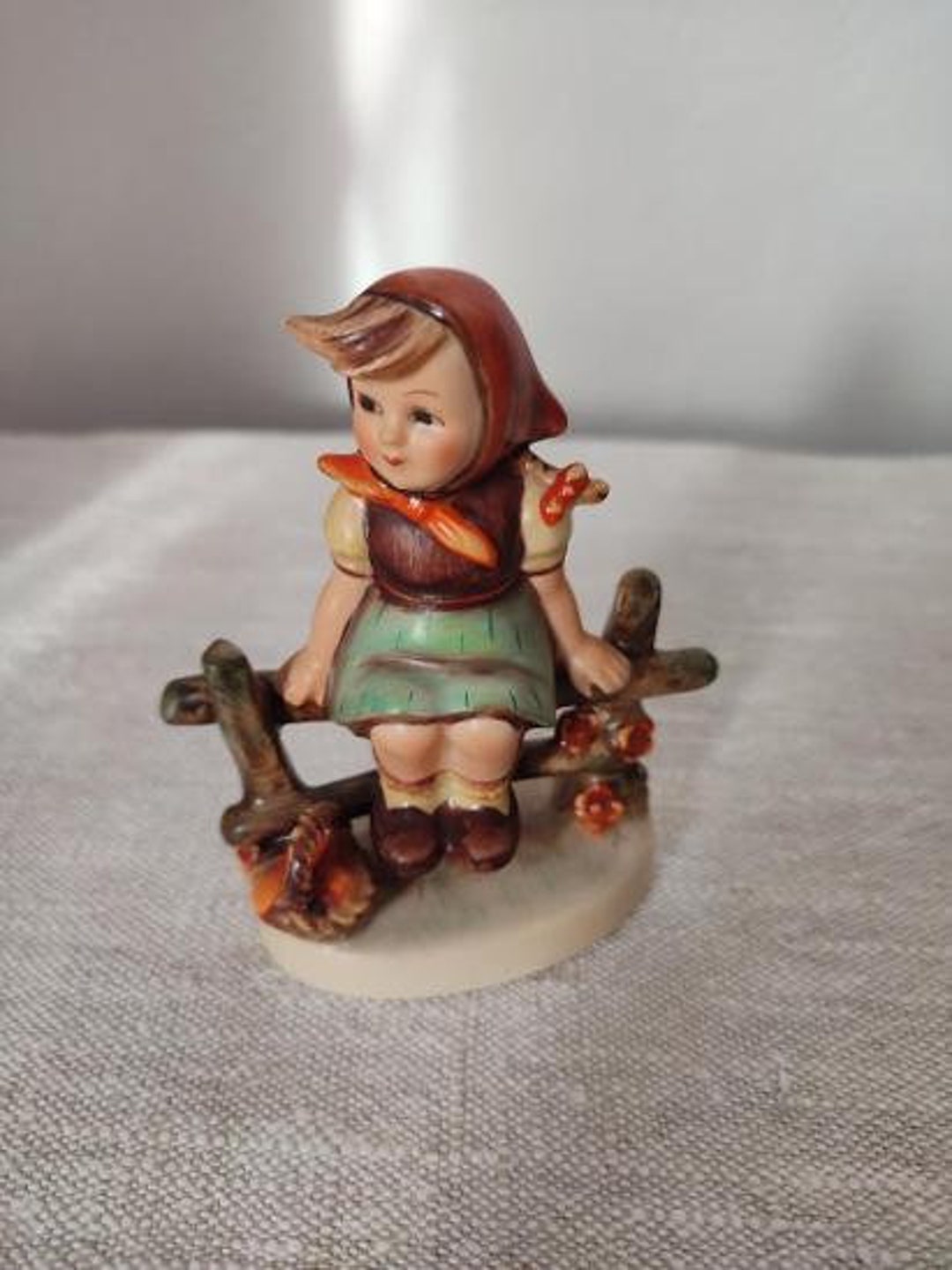 Goebel Hummel Sitting Girl Ceramic Figurine - Etsy