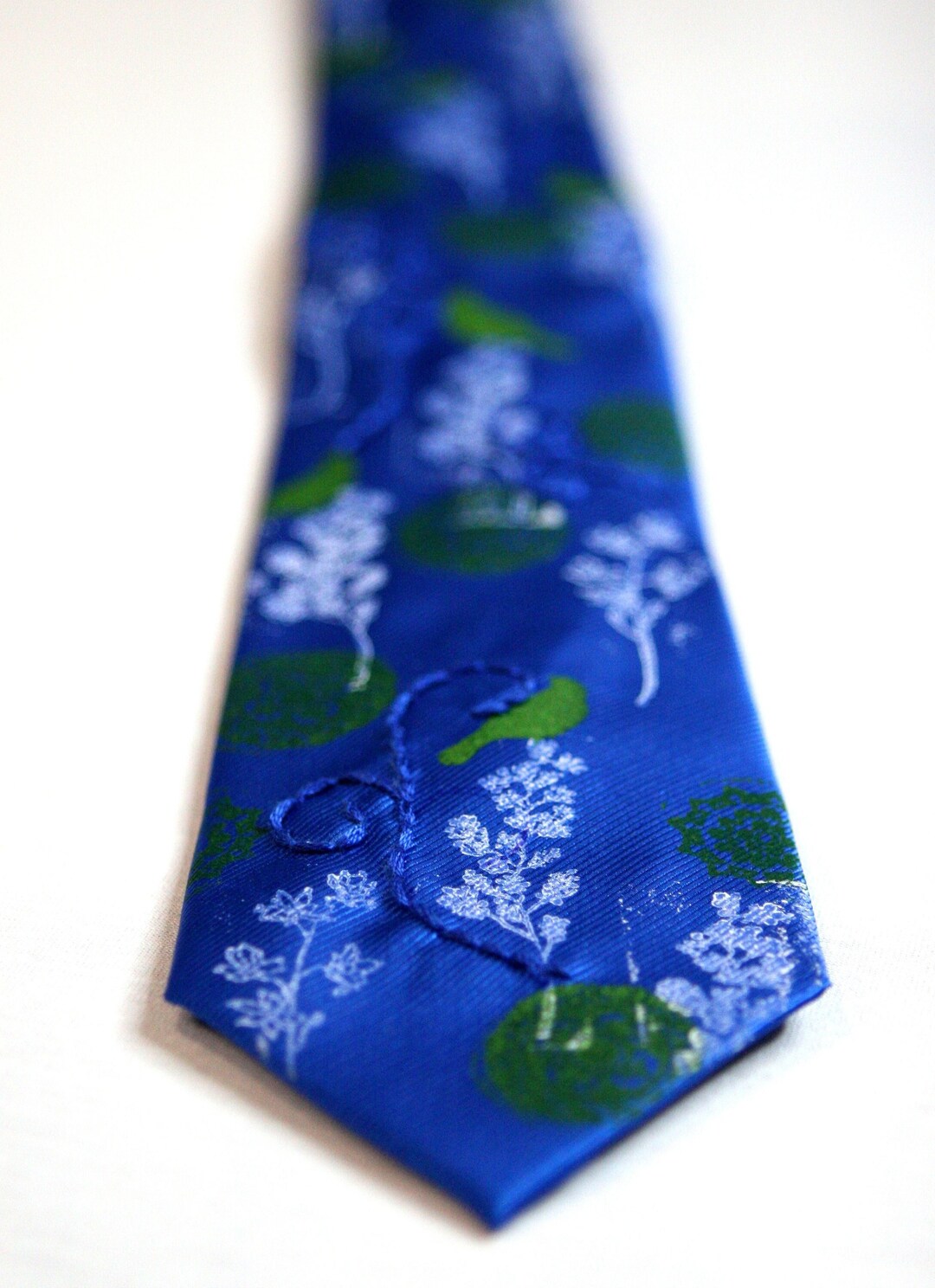 Handmade Embroidered Men's Tie, Floral Design - Etsy
