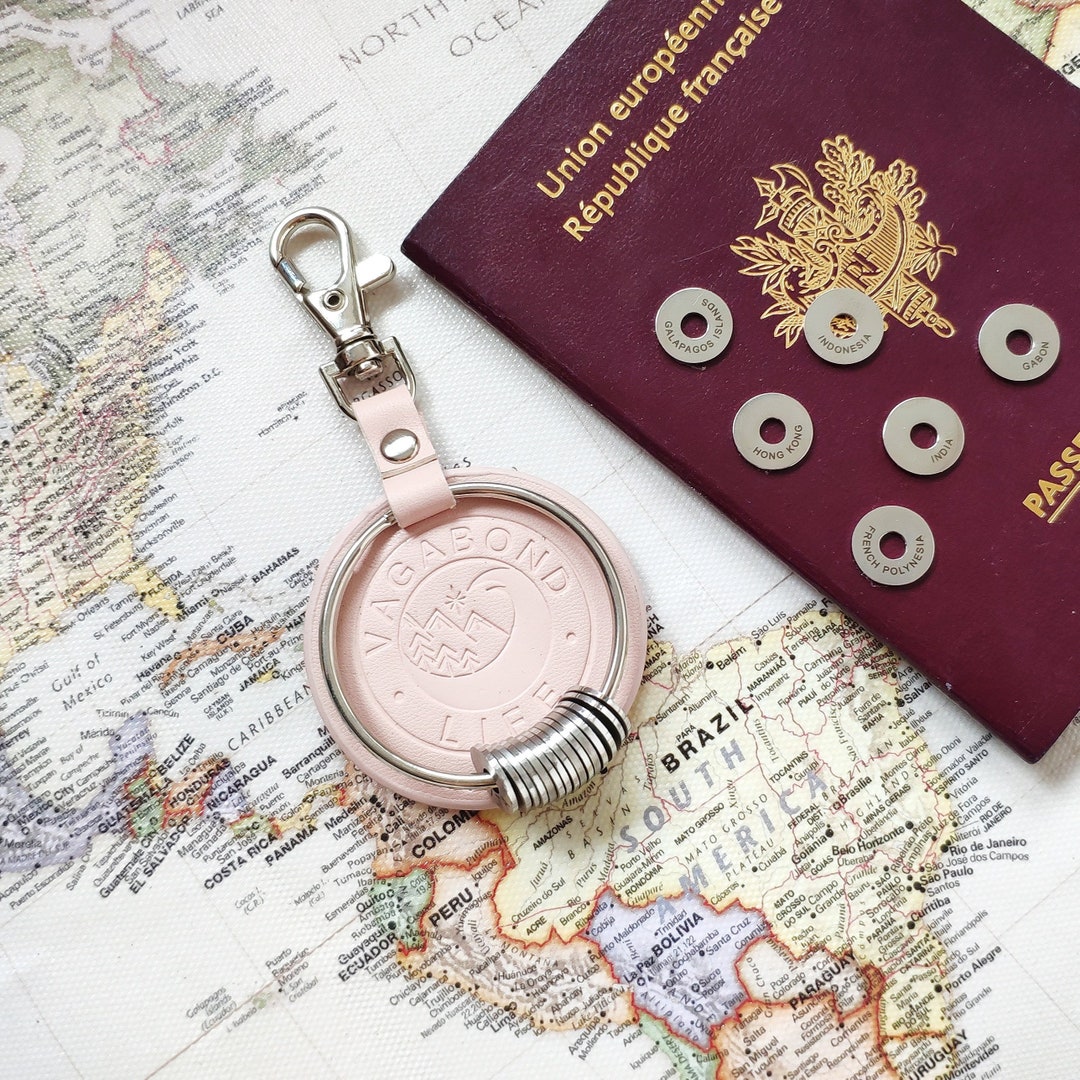 Traveler Keyring - Pink, Country Visited Clip, Travel Keychain for ...