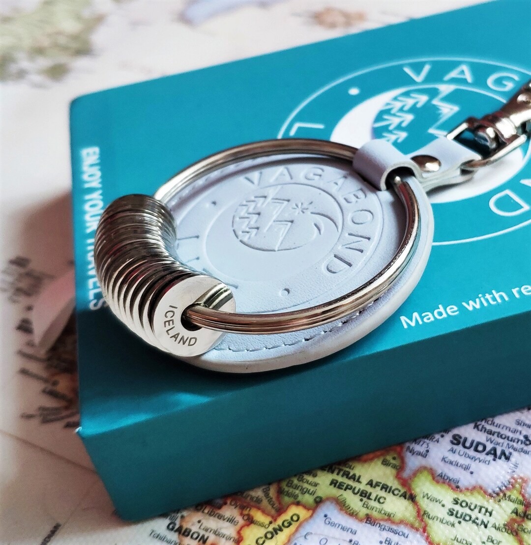 Travel Keychain, Blue Travel Keyring, Country Name Tags, Traveller Gift ...