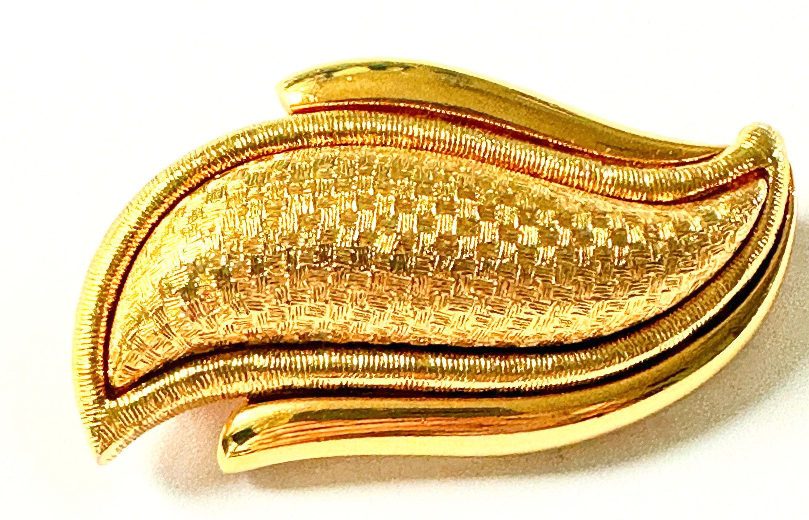 Stylish Ladies Vintage Gold Plated Signed Monet Brooch , With a French ...