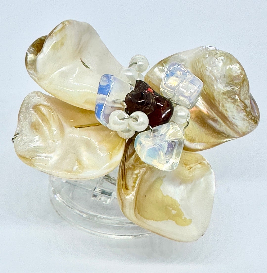 A Delightful Intreging Vintage Studio Made Conch Shell Eared - Etsy