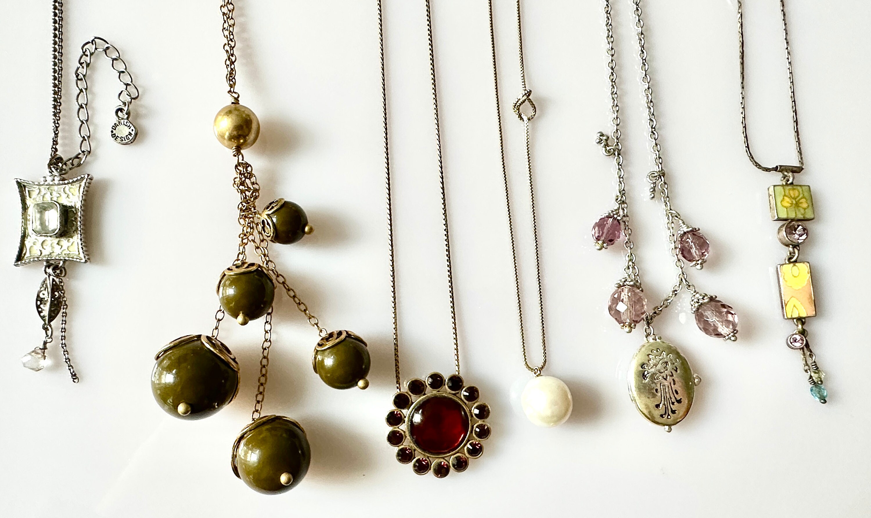 A Selection of 6 Vintage Pilgrim Necklaces in Various Styles All Good ...