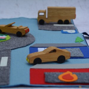 Felt Road Play Mat With Wooden Cars: Foldable Travel Toy - Etsy