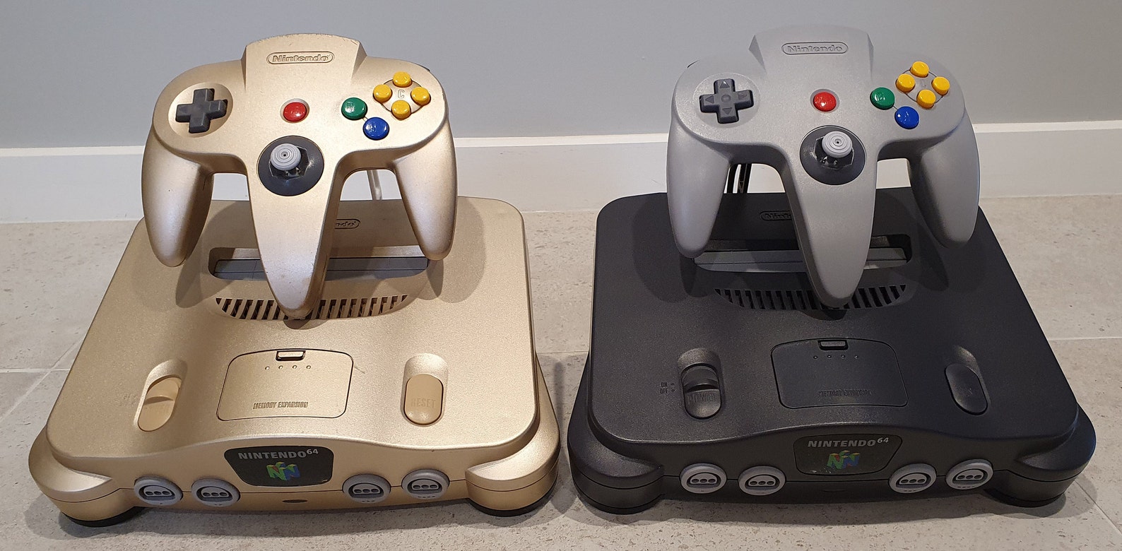 Nintendo 64 Display Stand With Floating Controller Mount N64 | Etsy