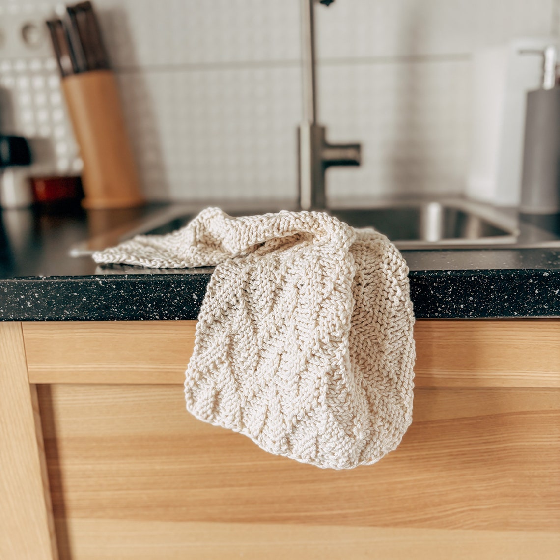 Easy Farmhouse Kitchen Towel Knitting Pattern, Knitting Pattern for ...