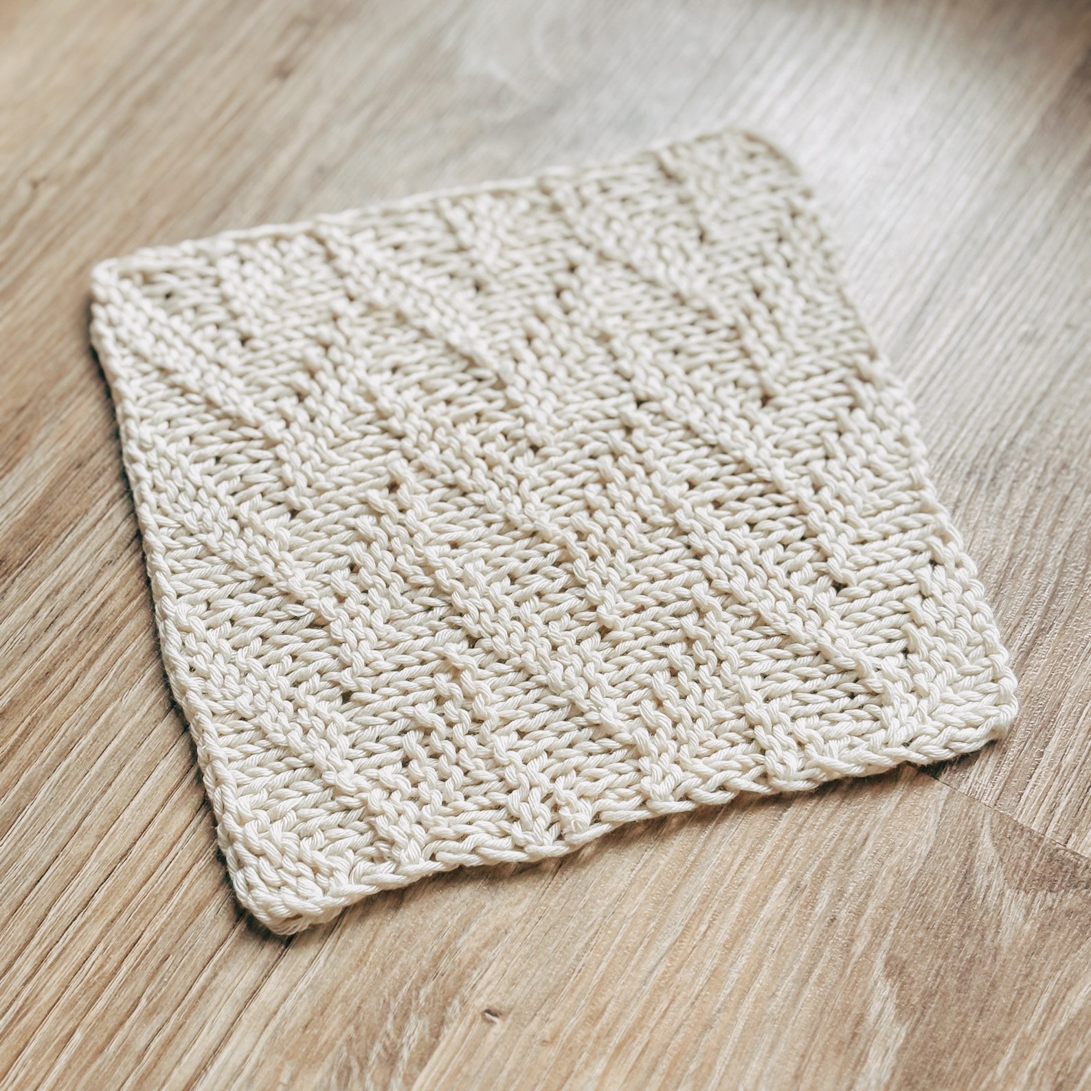 Easy Floral Dishcloth Knitting Pattern for Beginners, Farmhouse Knit ...