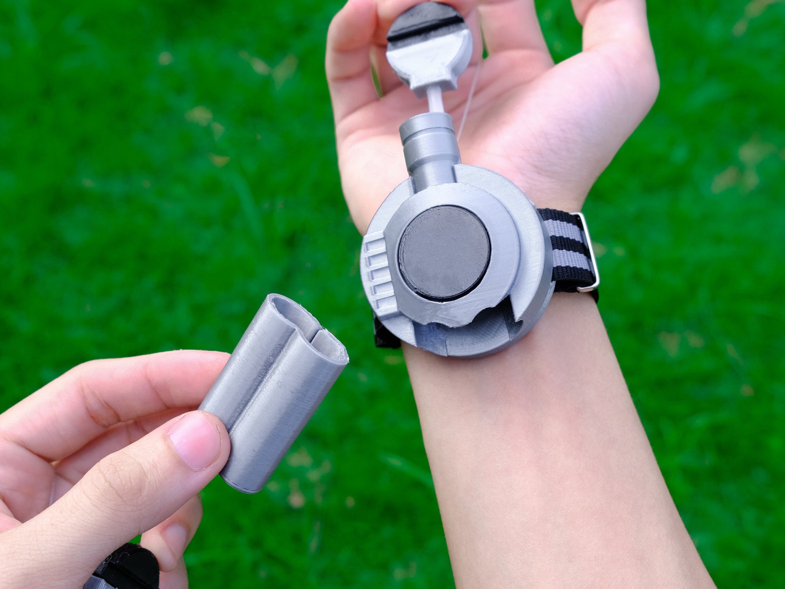 Functional Spiderman Venom Web Shooters That Shoot. Web - Etsy Canada