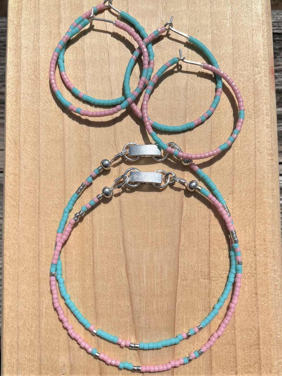 Gender Reveal Seed Bead Bracelet and Hoop Earrings Set - Etsy
