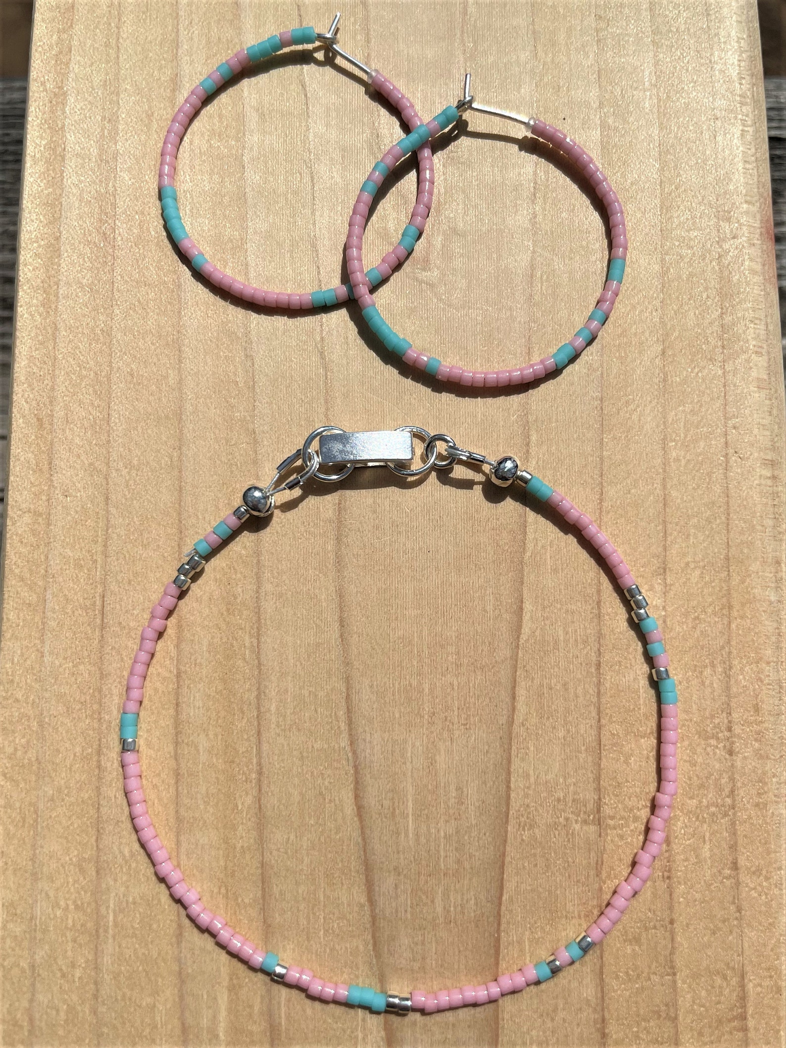 Gender Reveal Seed Bead Bracelet and Hoop Earrings Set - Etsy