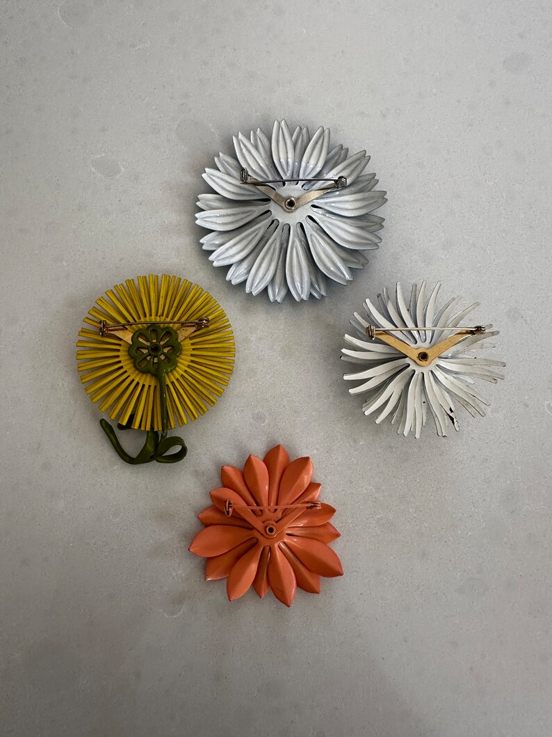 Vintage 1960s Mod Flower Brooch Beautiful Palm Springs Midcentury ...