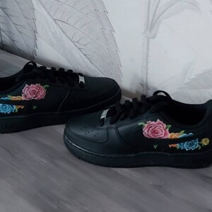 Black Nike Air Force Hand Painted Roses Personalised Size 5 - Etsy