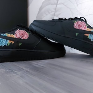 Black Nike Air Force Hand Painted Roses Personalised Size 5 - Etsy