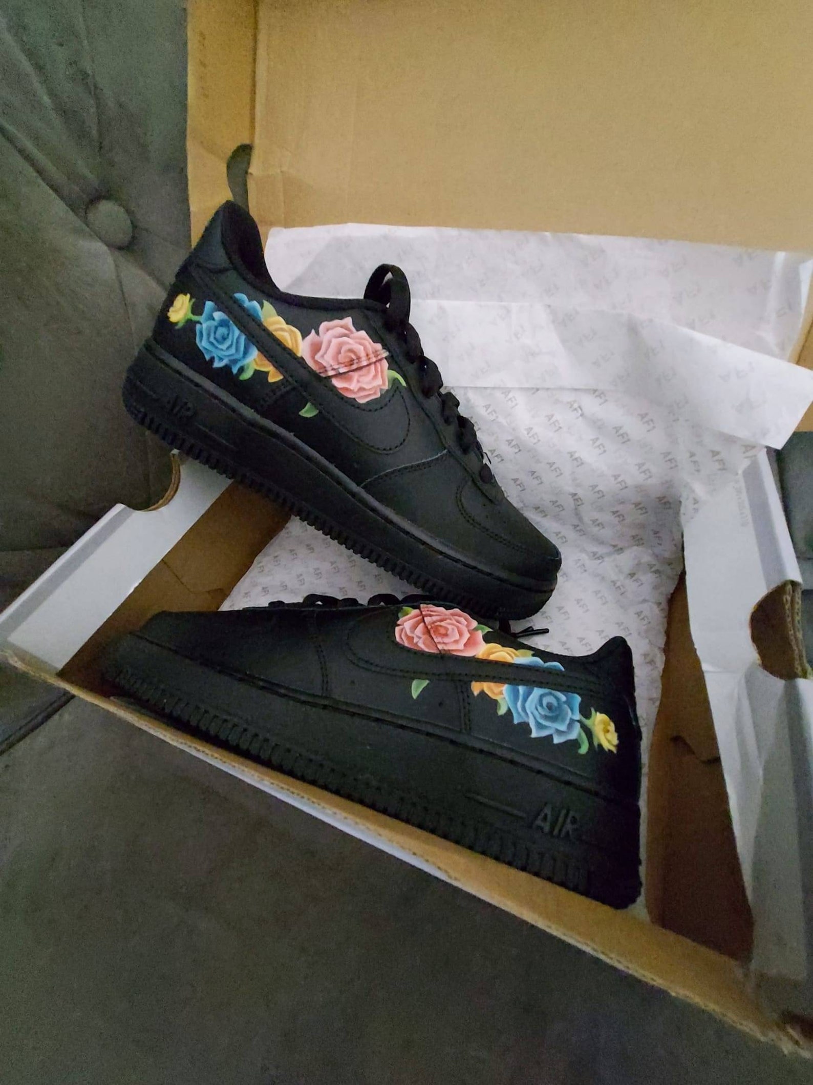 Black Nike Air Force Hand Painted Roses Personalised Size 5 - Etsy