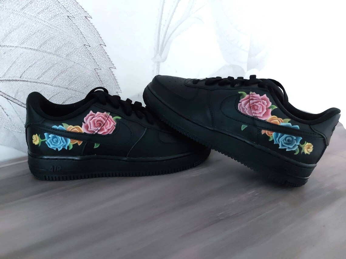 Black Nike Air Force Hand Painted Roses Personalised Size 5 - Etsy