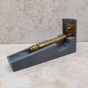Safety Razor Display Stand | Laying Stand Safety Razor Holder | Great ...
