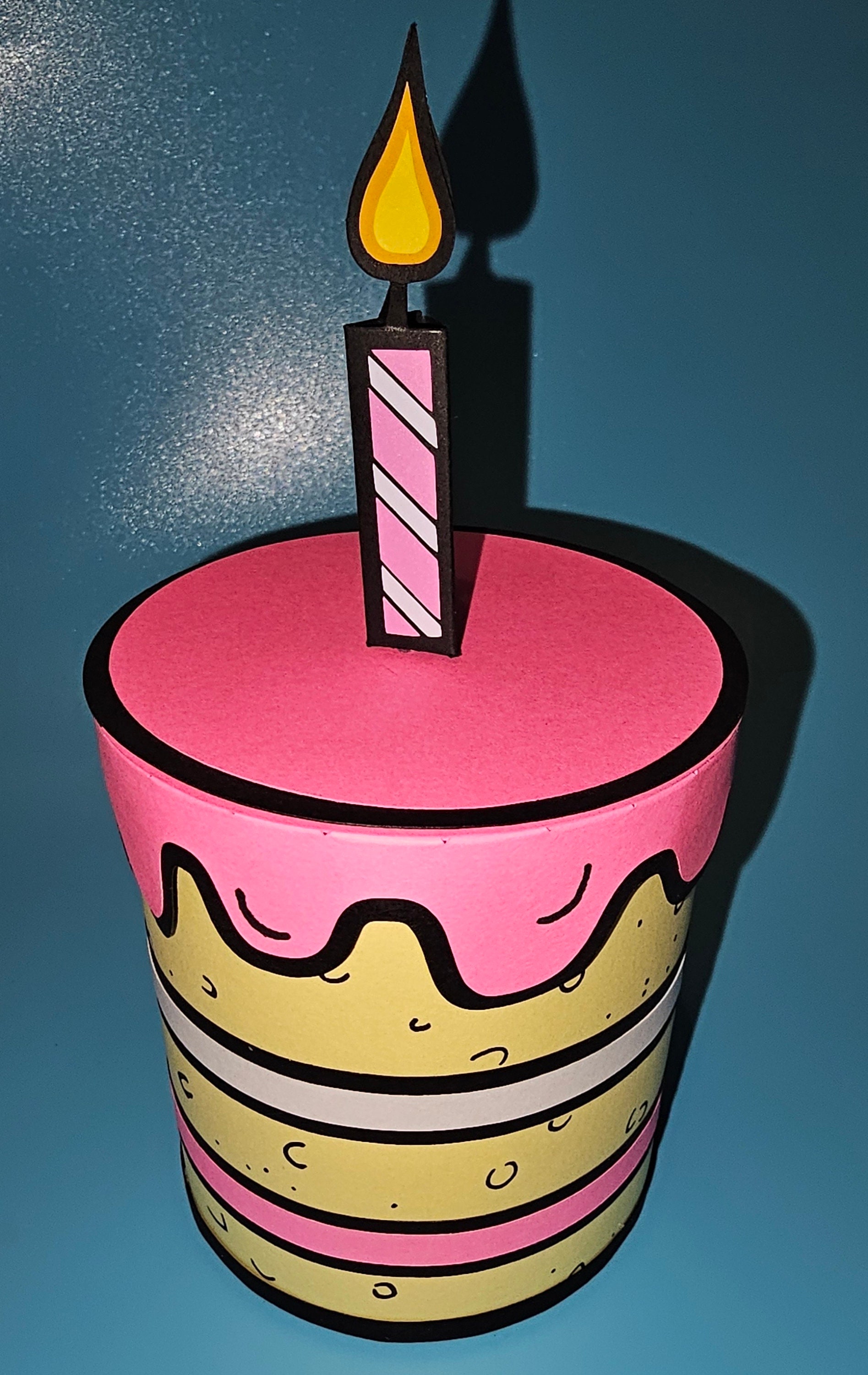 Cartoon Cake Pringles Can Treat Box SVG File: 3D Papercraft (digital ...