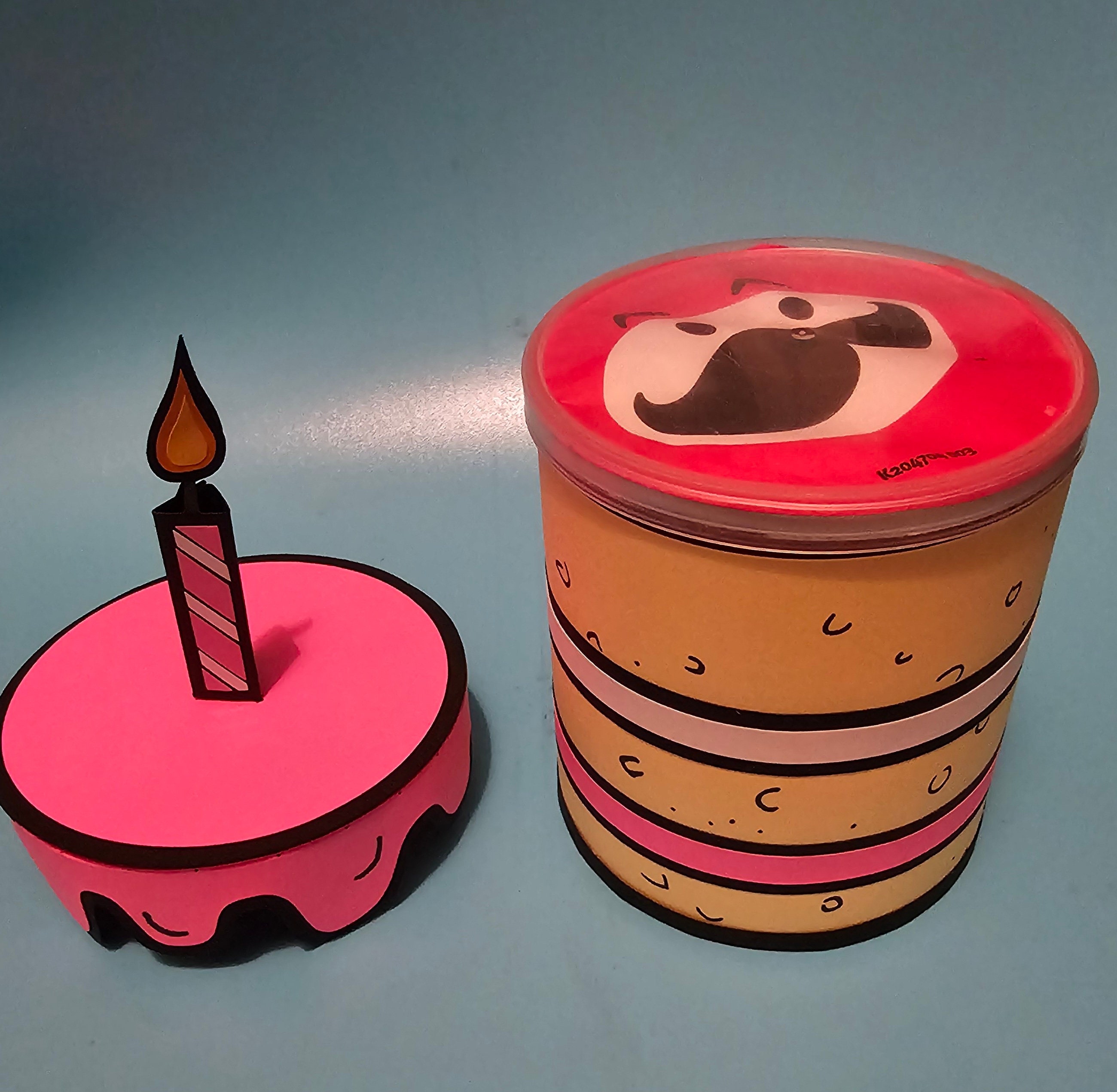 Cartoon Cake Pringles Can/ Treat Box SVG File. 3D Papercraft SVG File ...