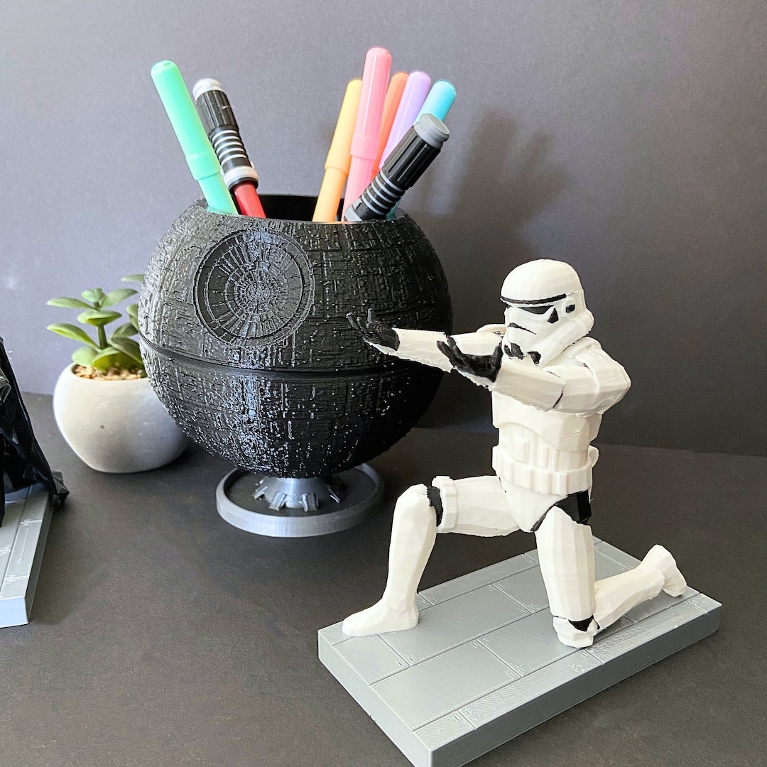 Stormtrooper Pen Holder | Star Wars Desk Toy | 3D Printed Collectible ...