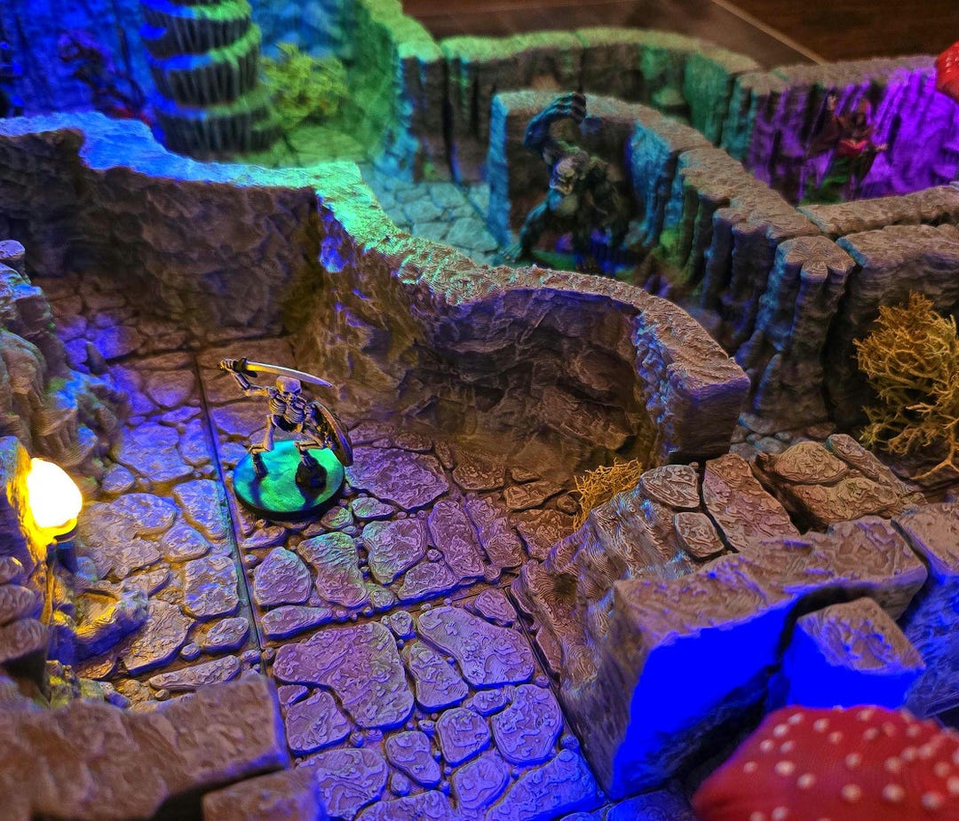 Cavern Tiles Starter Set LARGE - Leds, Magnet or Clip Together ...