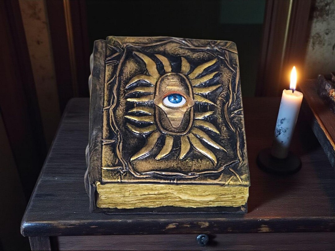 Octopus Eye Handmade Leather Spell Book Journal: Gothic Grimoire With ...