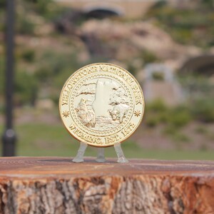 Yellowstone National Park Coin (with Buffalo), Gold, Collector, Unique ...