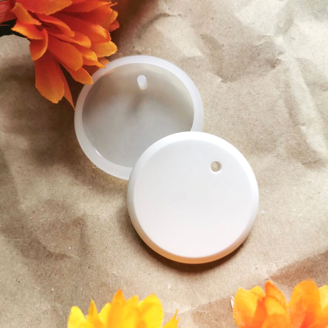 Round Silicone Casting Mold With Rounded Edges, 4cm (1.6 In.) Necklace ...