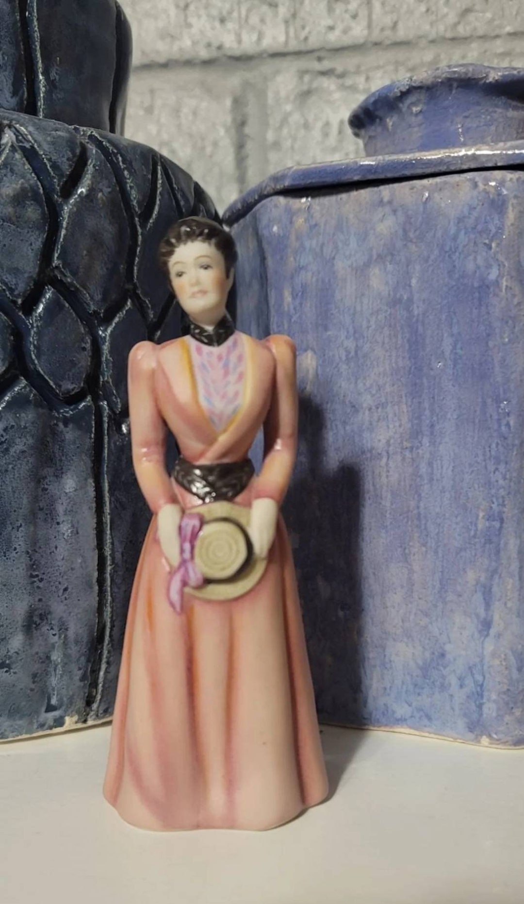 Goebel Hummel Figurine Vtg Germany Archive Lady Fashion Ladie - Etsy